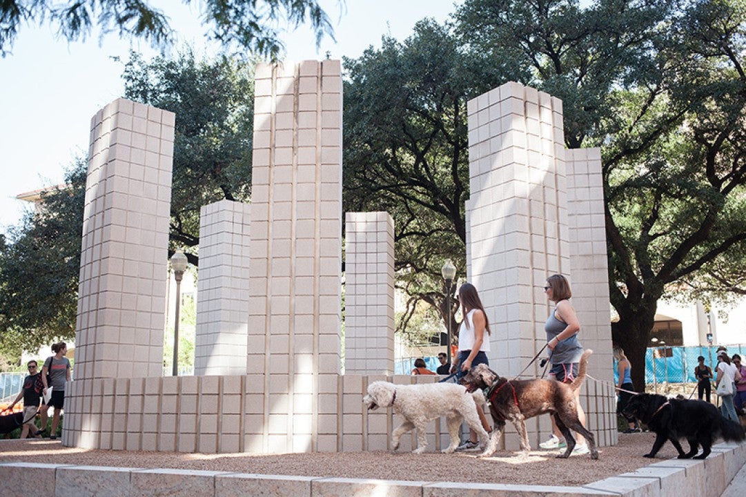 Landmarks Dog Walk Tour | LANDMARKS
